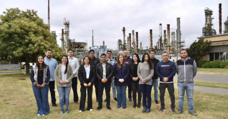 Enap destaca alza de trabajadoras en Refinería Biobío: cargos que ...