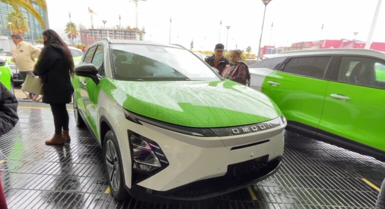 Programa Mi Taxi Eléctrico entrega más de 20 vehículos eléctricos en el ...